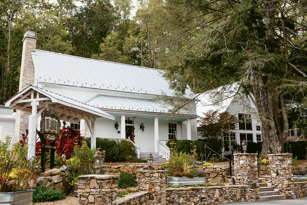 Library Kitchen + Bar| WNC Magazine